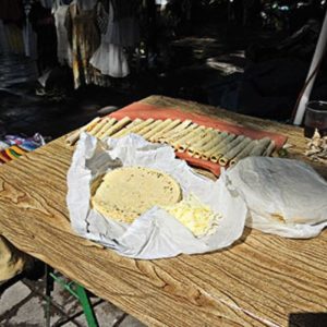 Tortillas de Masa Fresca Nixtamalizada (Tortillas Made from Fresh ...